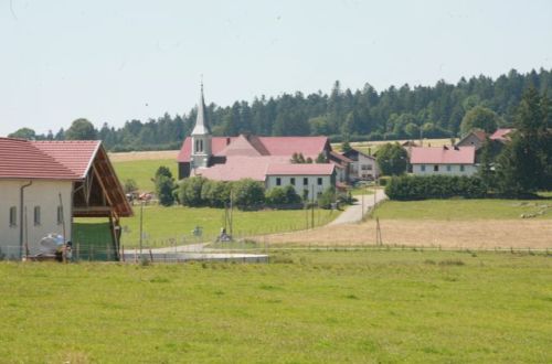 Bonnétage (25210) , Canton de Russey (Le), Le Doubs, La route des communes