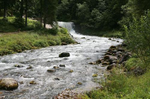 Mouthe (25240) , Canton de Mouthe, Le Doubs, La route des communes
