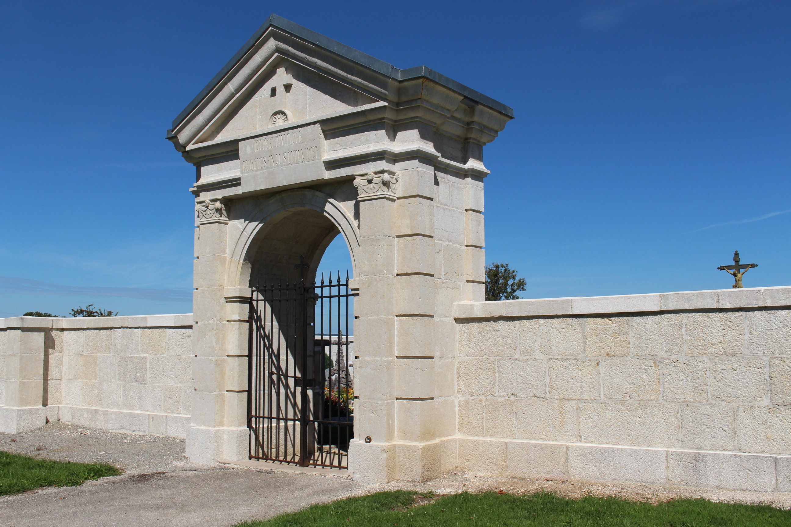 Chapelle-d'Huin (25270) , Canton de Chapelle-d'Huin, Le Doubs, La route des communes